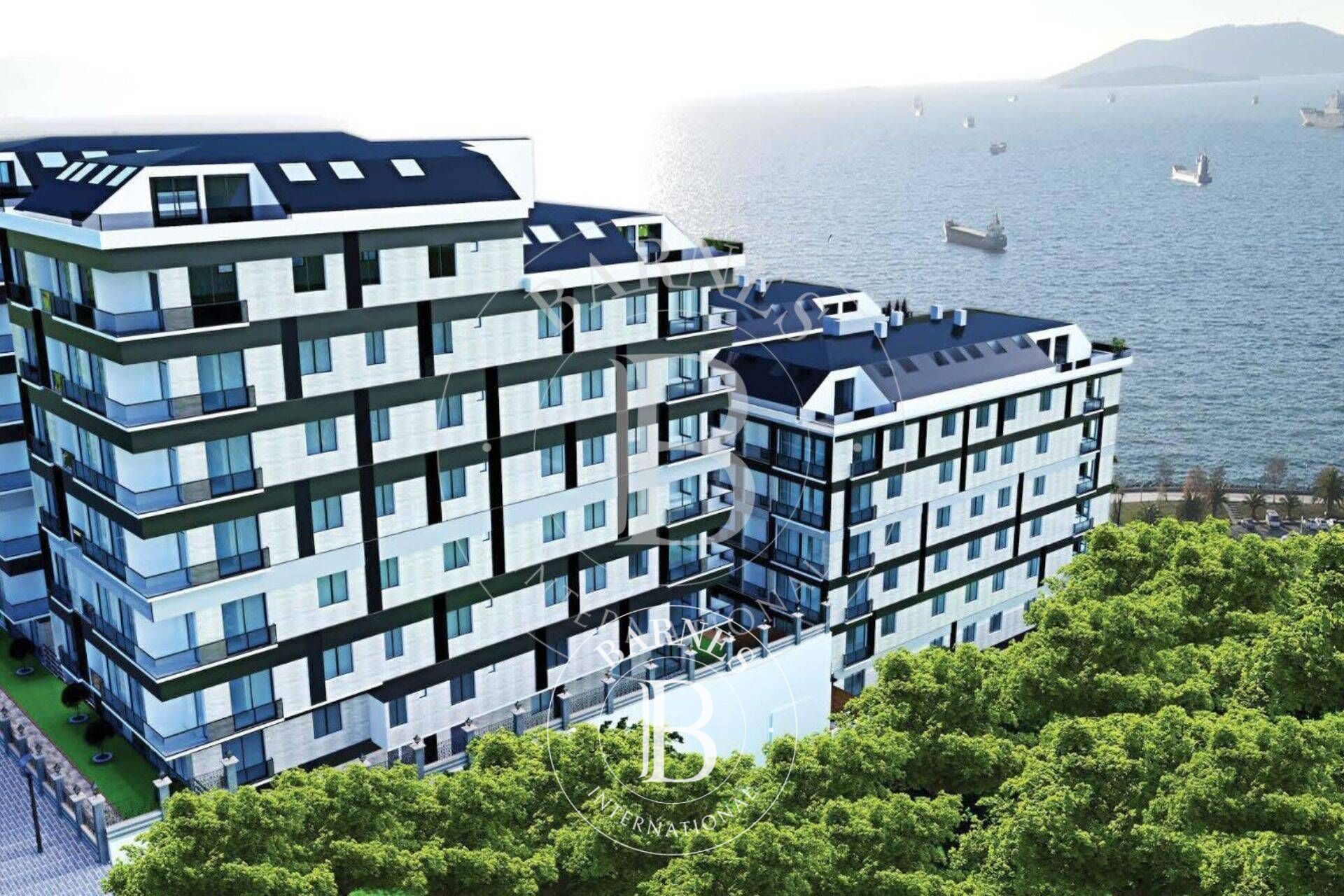 Enjoy Stunning Views and Accessibility in Pendik Ref APG-325