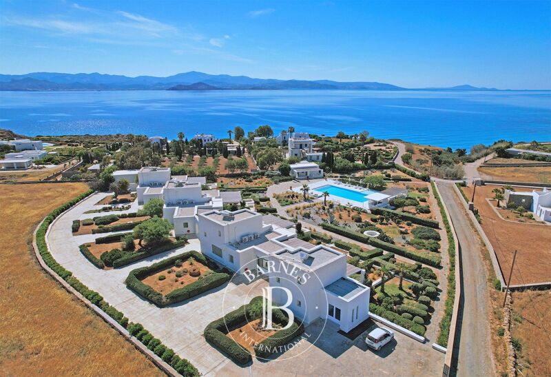 For Sale, Apartment Paros 18 Bedrooms - 850 m² - € 6,500,000