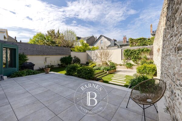 For Sale, House Nantes 5 Bedrooms - 340 m² - € 1,850,000