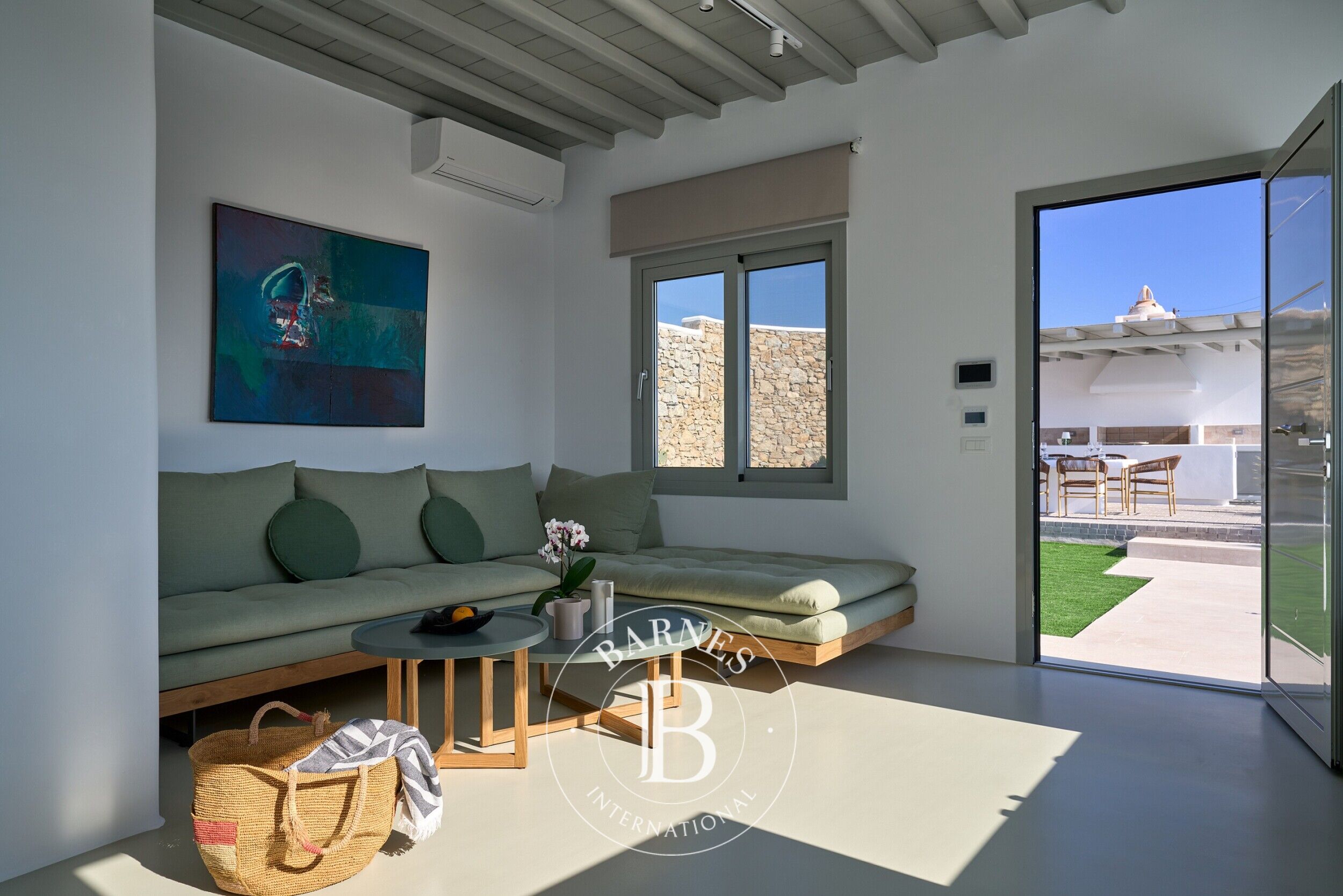 For Sale, House Cyclades 5 Bedrooms - 220 m² - € 3,600,000