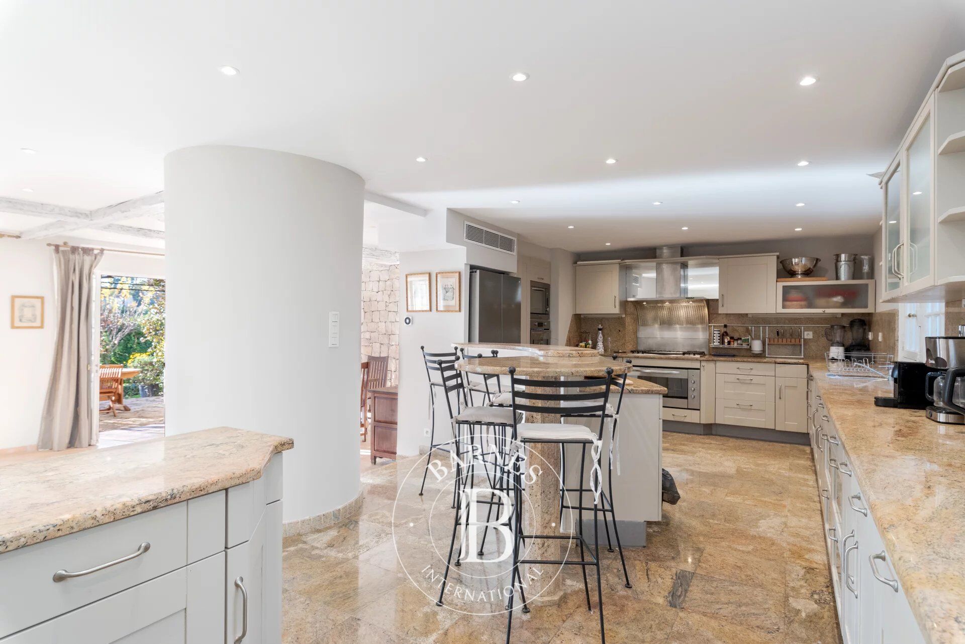 For Sale, Villa Grasse 6 Bedrooms - 400 m² - € 2,850,000