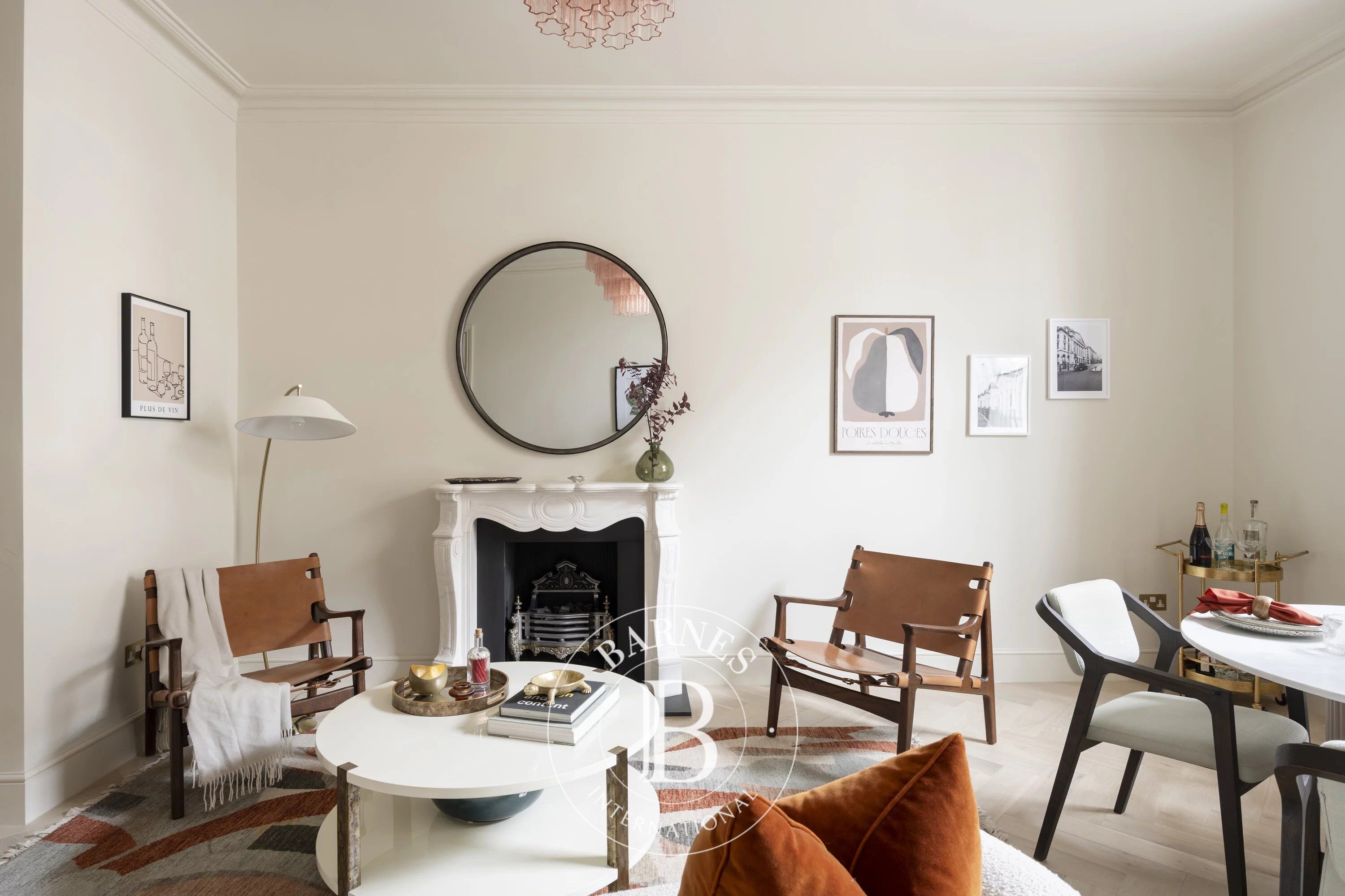 For Rent, Apartment London 3 Bedrooms - 124 m² - € 3,461 / month