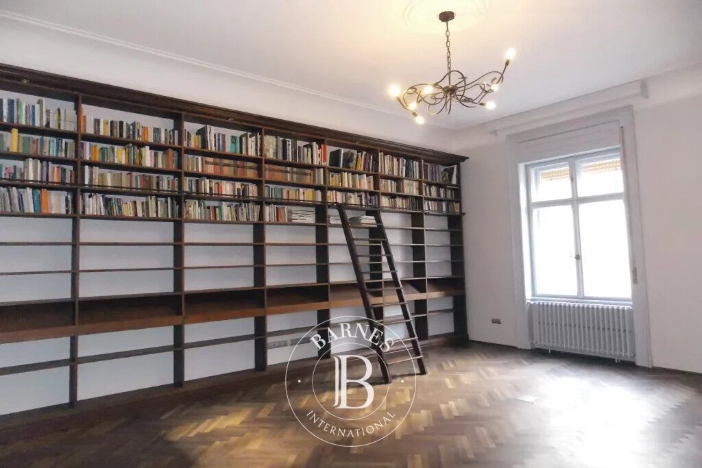 For Rent, Apartment Budapest V. kerülete 4 Bedrooms - 202 m² - € 4,000 ...