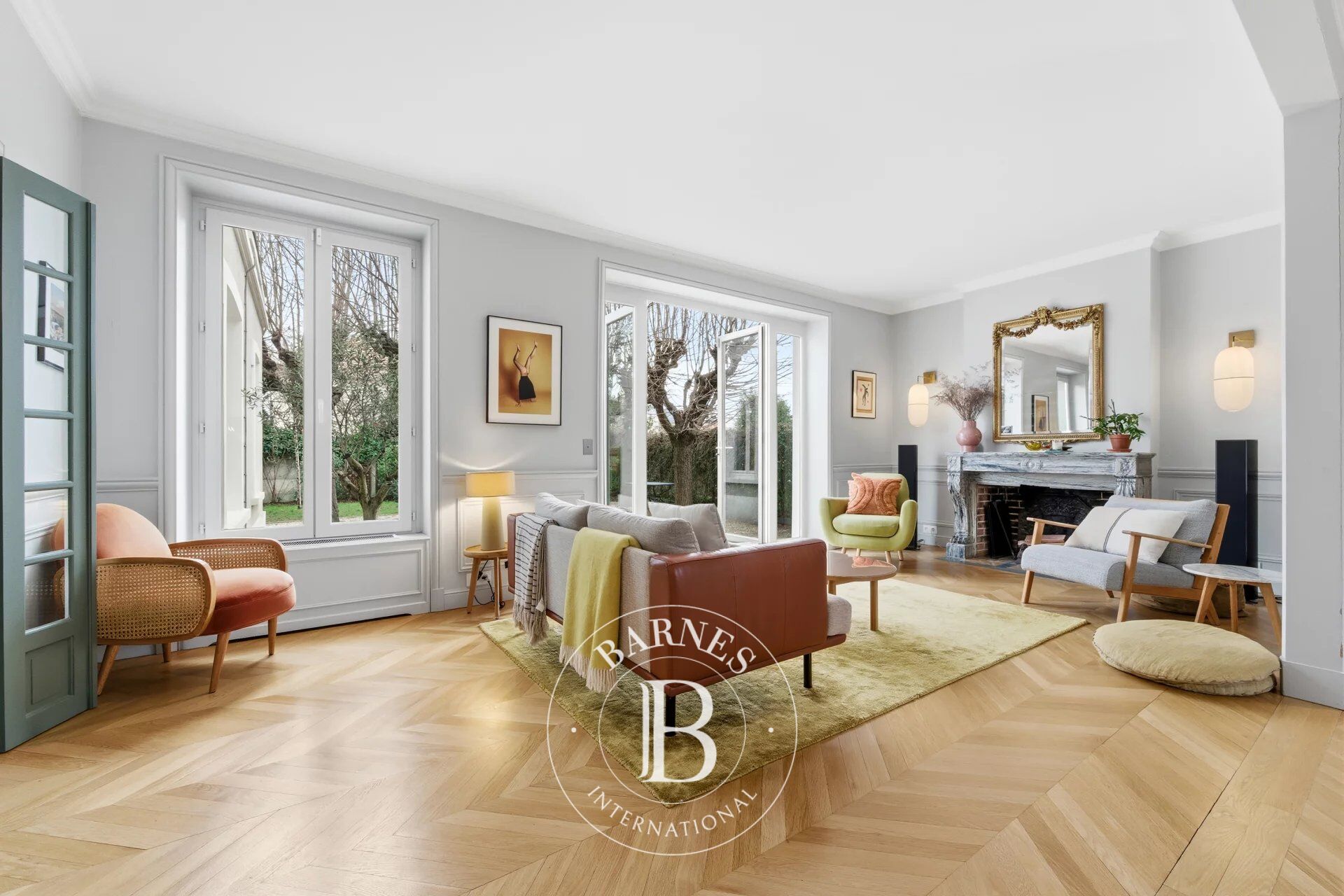 For Sale, House Créteil 4 Bedrooms - 160 m² - € 1,200,000