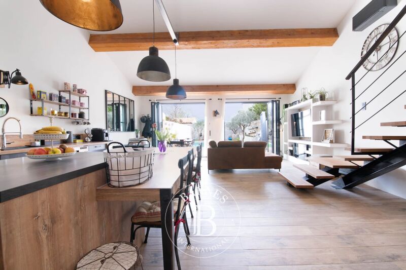 Apartment for sale in Le Plan-de-la-Tour - BARNES